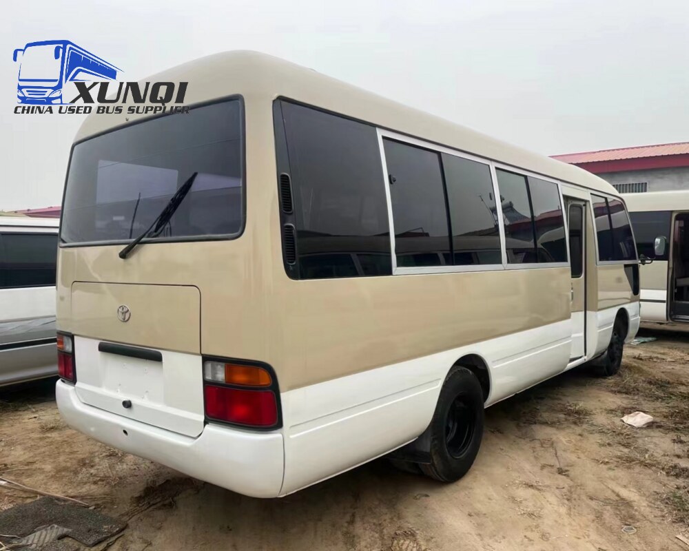 Toyota Coaster Bus 6 cylinder 1hz engine 29 seats