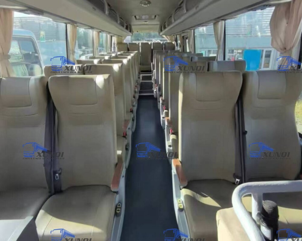 39 Seats 9 meters long Used YUTONG Buses 2019 Year with abs