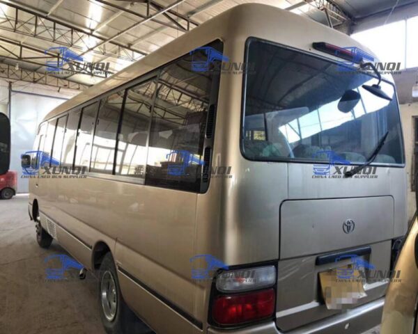 20-29 Seater Toyota Coaster Bus Japanese Mini Bus 4 cylinder
