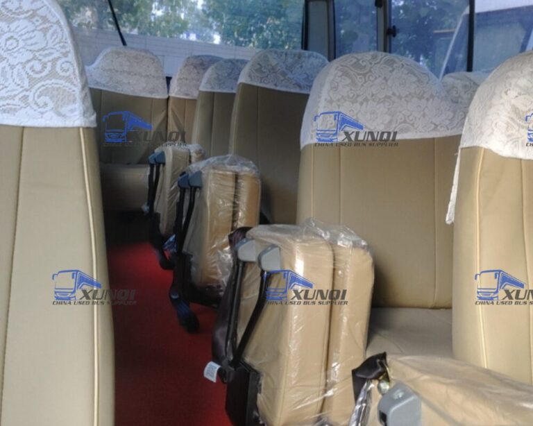 20-29 Seater Toyota Coaster Bus Japanese Mini Bus 6 cylinder 1hz engine ...